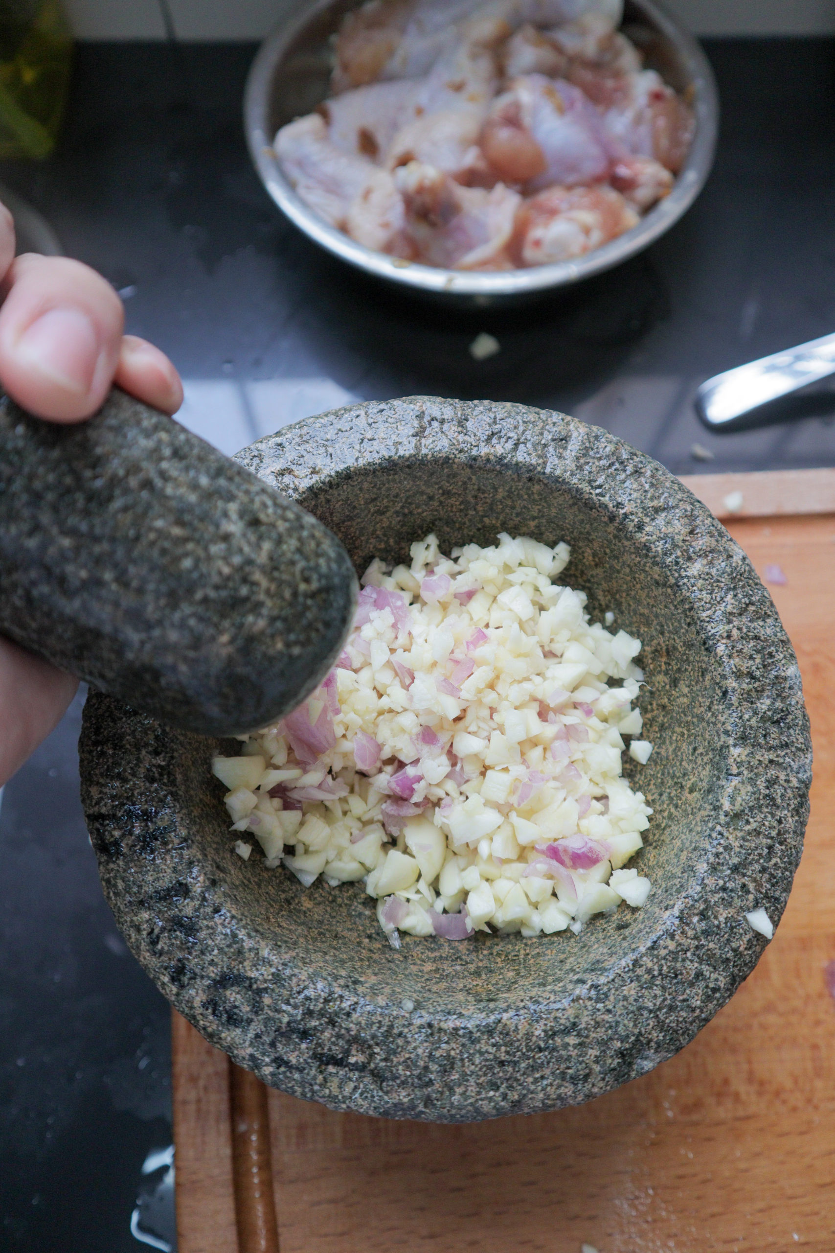 Chicken pongteh [Pressure cooker recipe] - Thokohmakan