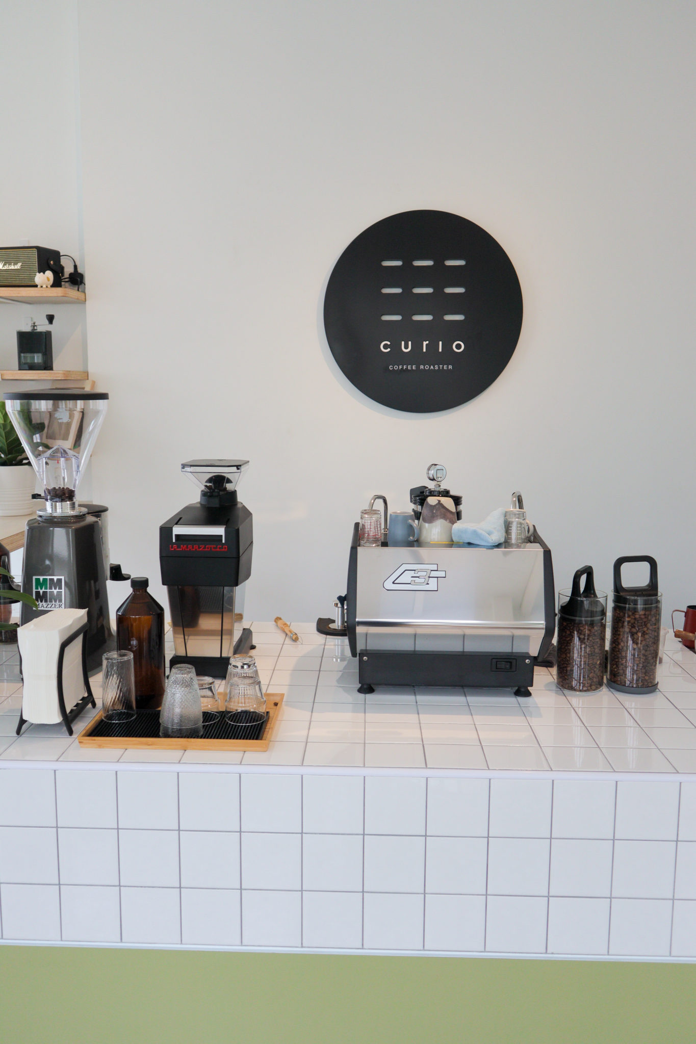 Curio Coffee Roaster & Cafe, Rivercity - Thokohmakan