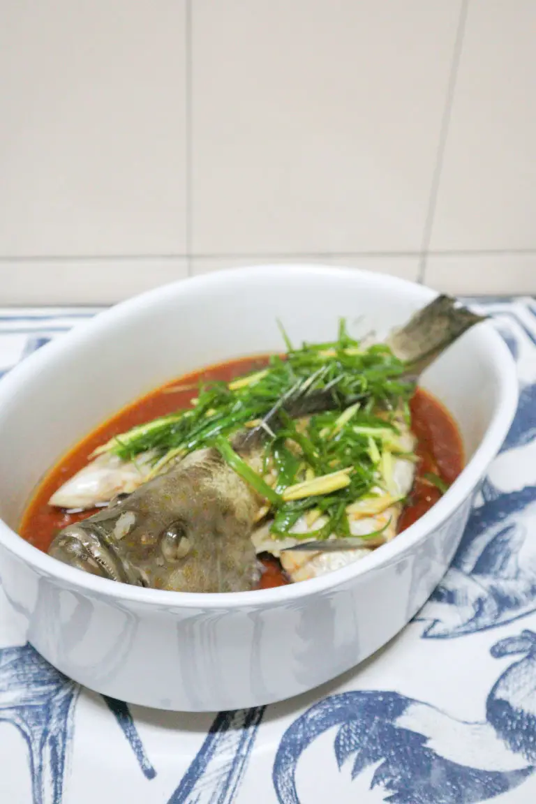 Cantonese steamed grouper 清蒸鱼 [RECIPE] - Thokohmakan