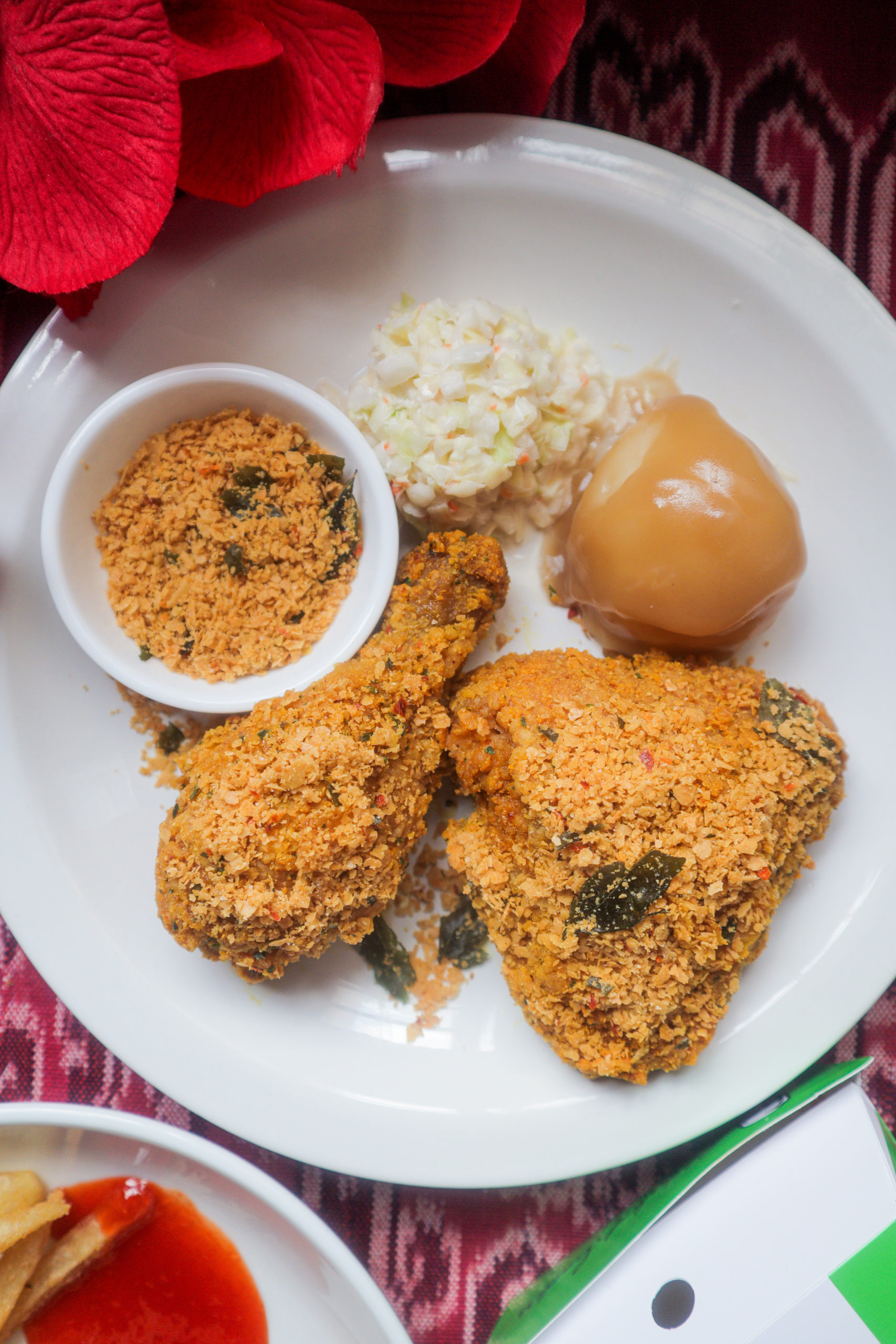 KFC Zero Chicken Burger review - Thokohmakan