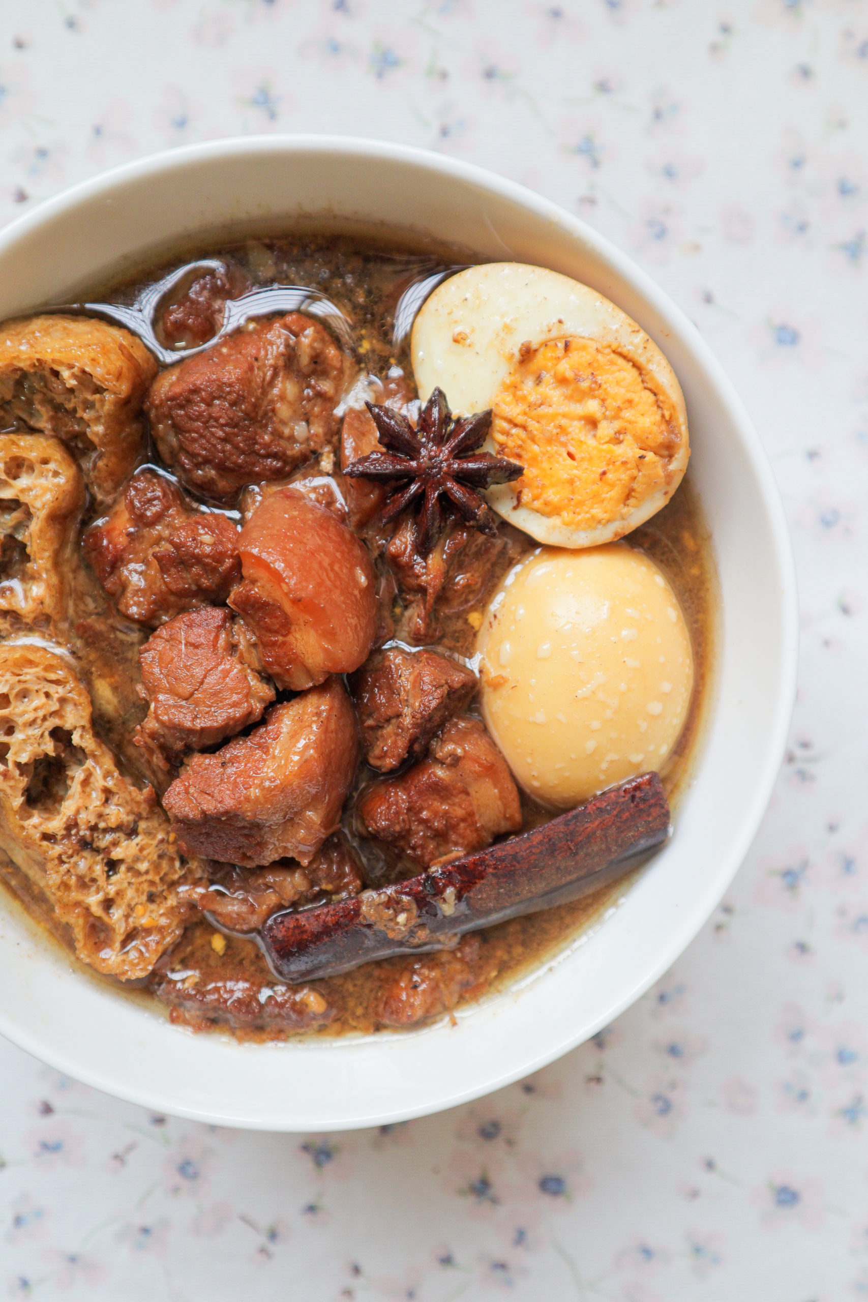 Braised pork with fu chuk [Pressure Cooker Recipe] - Thokohmakan