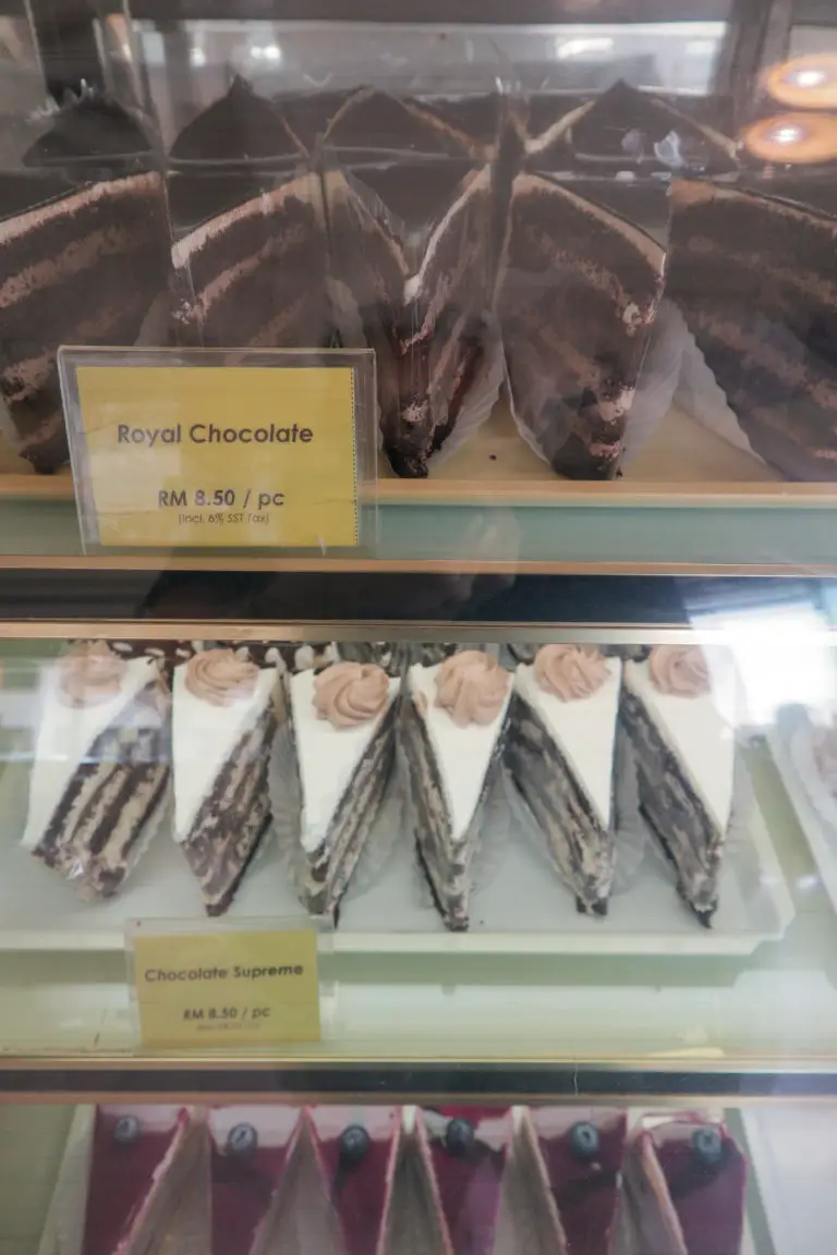 Apple Strudel, Fruity Bakery Klang - Thokohmakan
