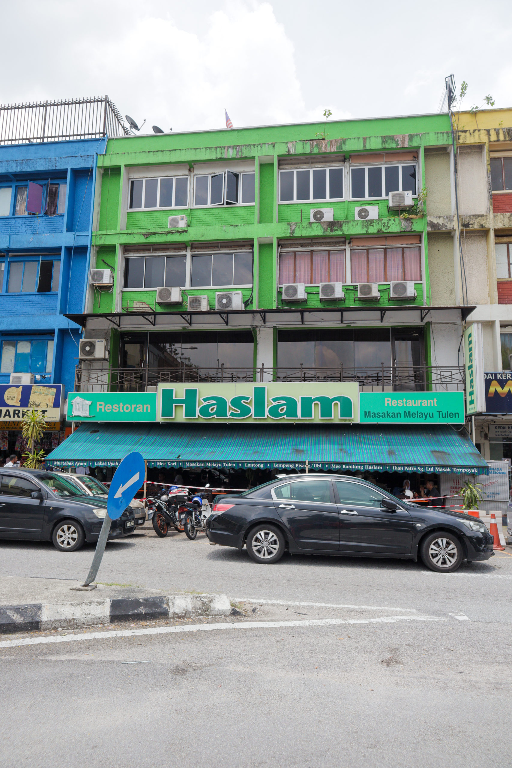 Restoran Haslam, Pekeliling - Thokohmakan
