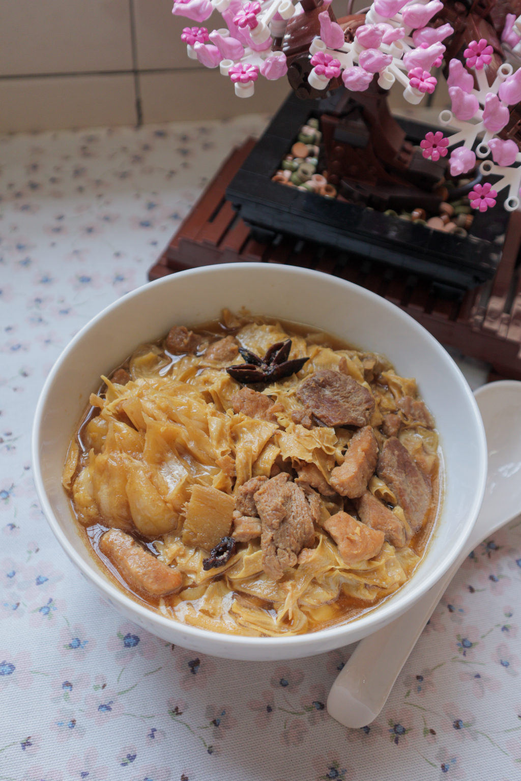 Braised pork with fu chuk [Pressure Cooker Recipe] - Thokohmakan
