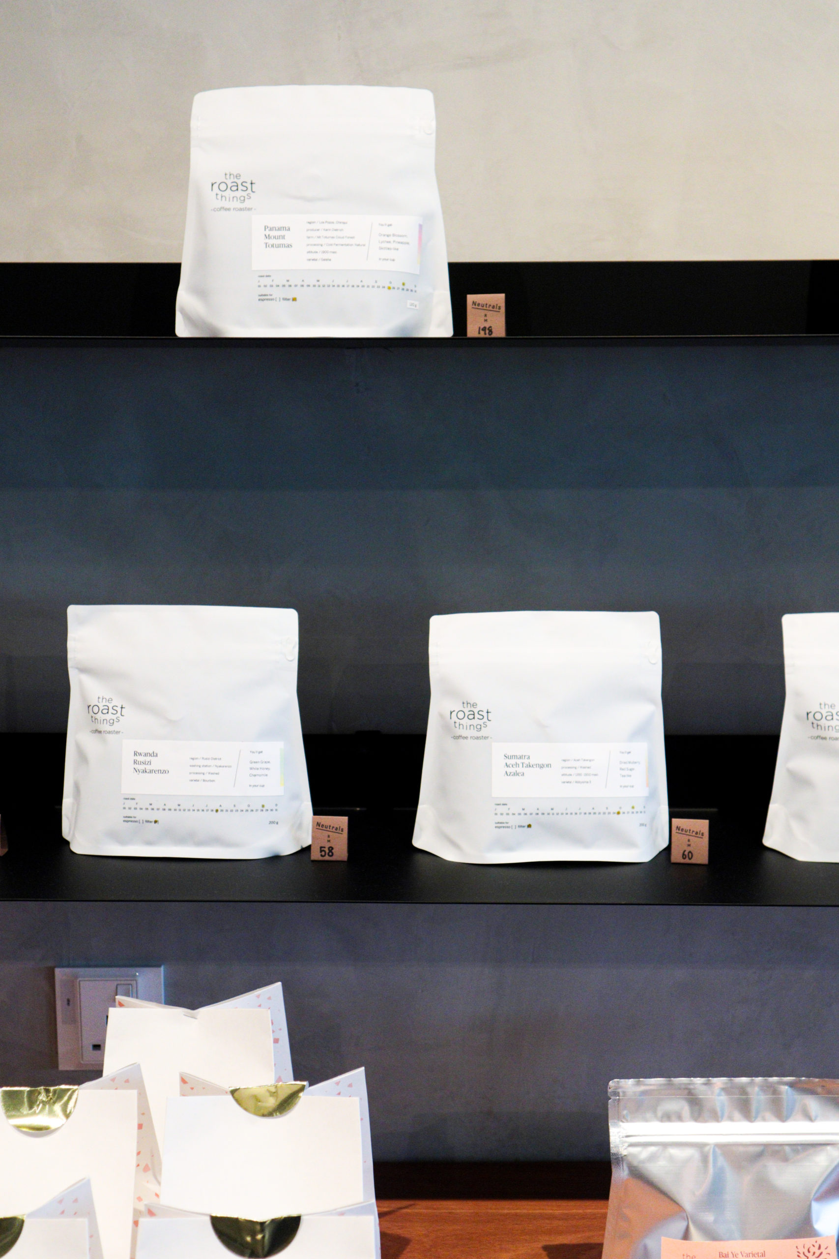 Neutrals, TTDI - Thokohmakan