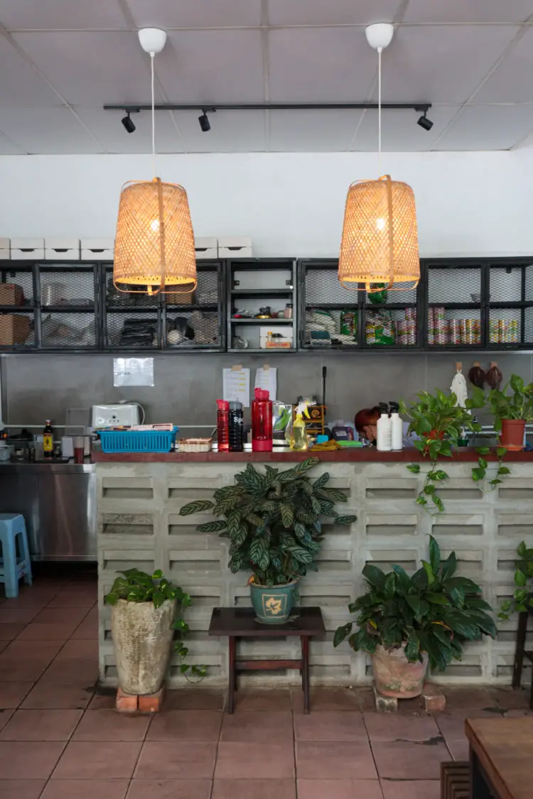 Big Leaf BLR, PJ - Thokohmakan