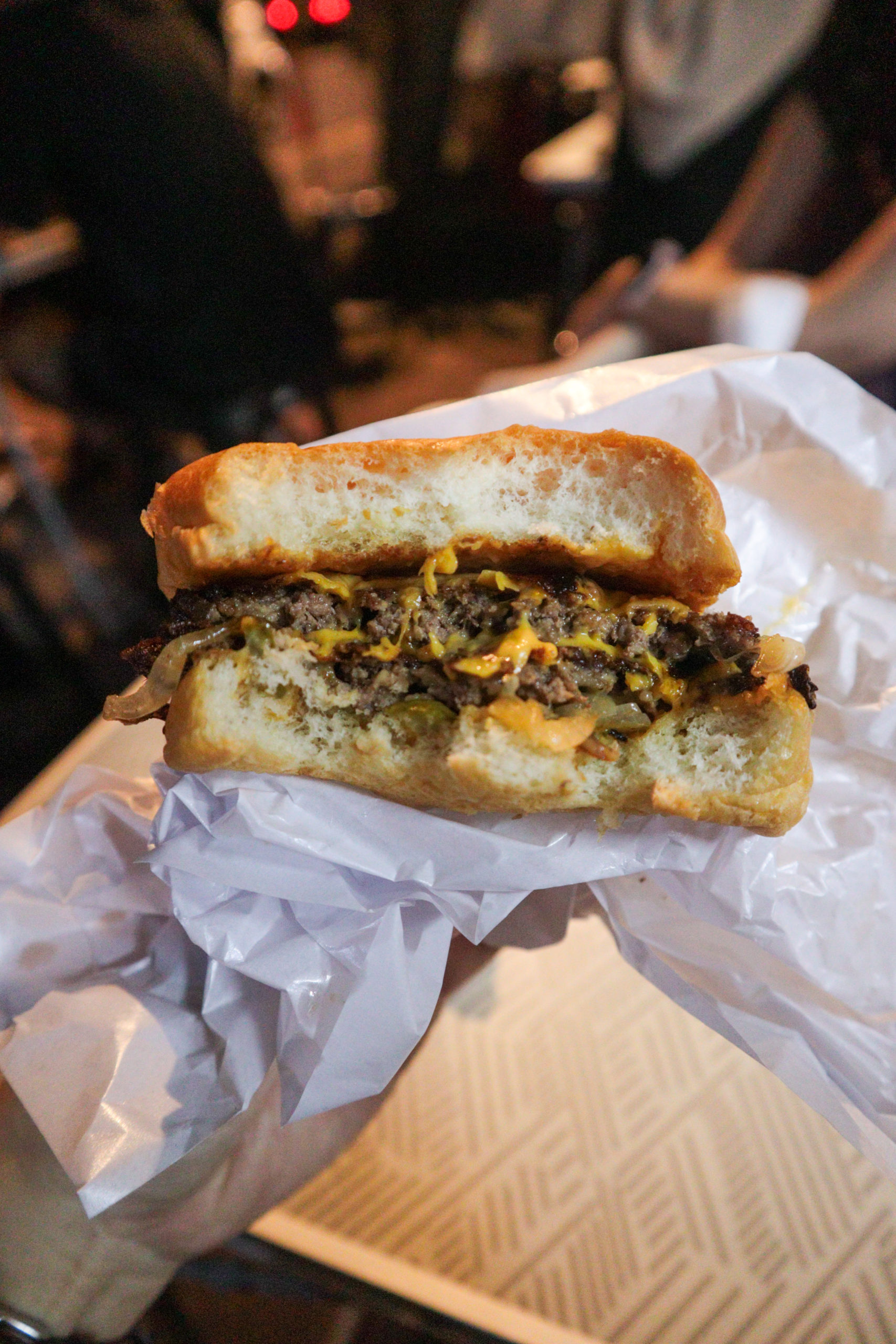 Local Area Burger, TTDI - Thokohmakan